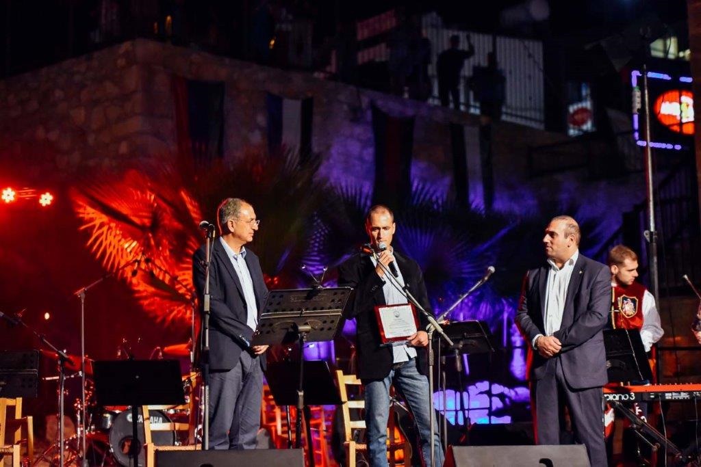 Ο ΔΗΜΟΣ ΑΓΙΑΣ ΝΑΠΑΣ ΤΙΜΗΣΕ ΤΟΝ ΔΗΜΟΤΗ ΤΟΥ – ΑΘΛΗΤΗ ΤΟΥ ΣΤΙΒΟΥ ΑΒΡΑΑΜΗ ...