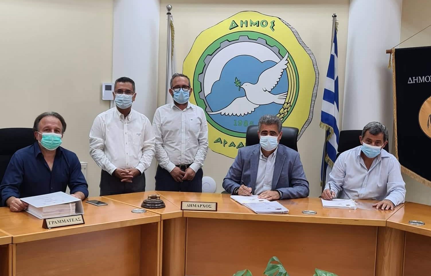 Υπογράφηκε η σύμβαση για την κατασκευή του Δημοτικού Πάρκου στον Δήμο ...