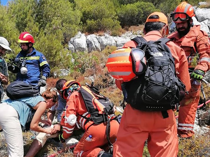 Στα πεδία της φωτιάς επιχειρεί και σήμερα η κυπριακή αποστολή (ΦΩΤΟ ...