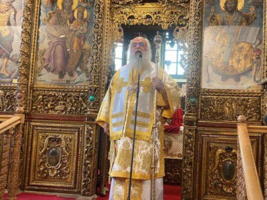 Στα πάθη του Χριστού η Κύπρος βλέπει και τα δικά της πάθη, λέει στο ...
