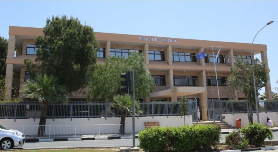 Ποντίκια «βραχυκύκλωσαν» το Επαρχιακό Δικαστήριο Λάρνακας, διακόπηκαν ...