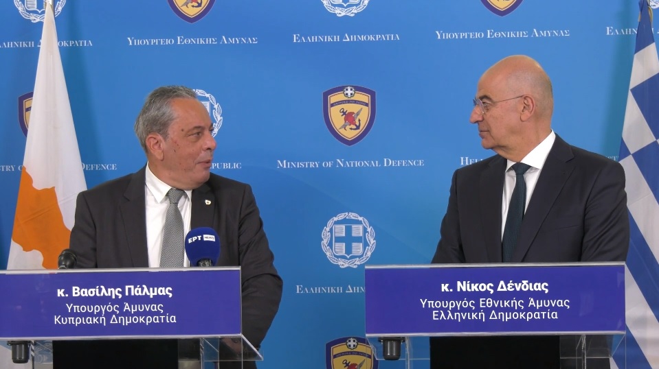 Η αμυντική συνεργασία στο επίκεντρο συνάντησης ΥΠΑΜ Κύπρου-Ελλάδας ...